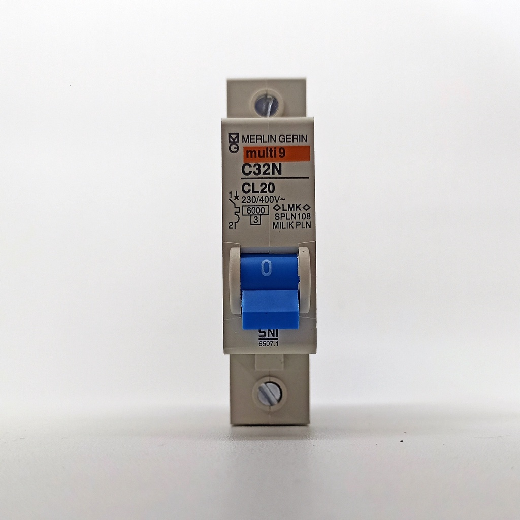 Jual MCB Listrik Merlin Gerin Biru SPLN 2A 4A 6A 10A 16A 20A 25A 32A 40A 63A MULTY9 2 4 6 10 16 ...