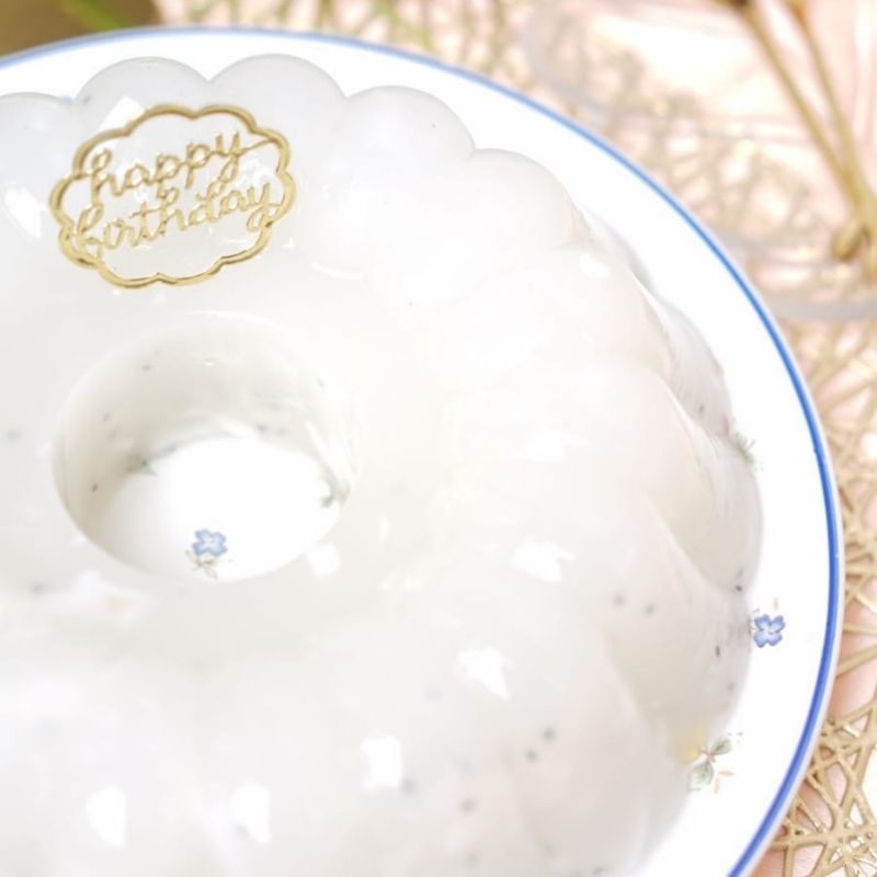 Jual Pudding Kelapa Muda Asli dan Selasih - Kief Bakery | Shopee Indonesia