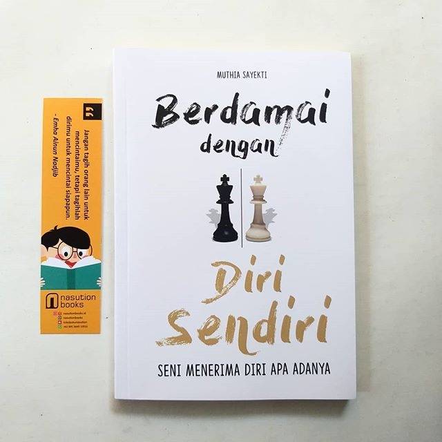 Jual Buku Berdamai Dengan Diri Sendiri : Seni Menerima Diri Apa Adanya Muthia Sayekti | Shopee ...