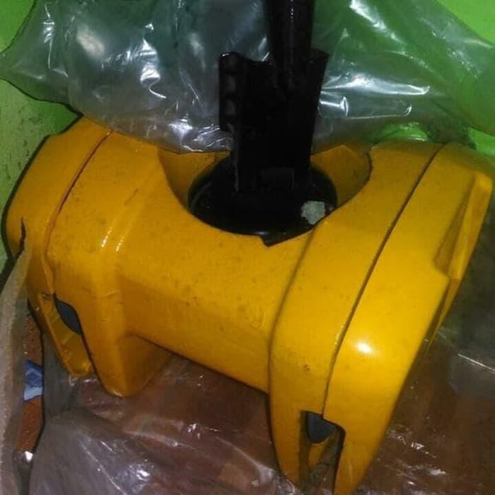 Jual [perkakas] - Bottom Block Cap.3.2 Ton Merk DEMAG Tipe DH200 Diskon ...