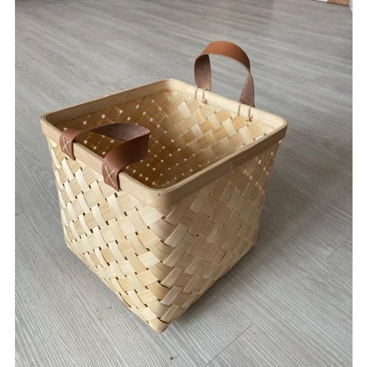 Jual Basket Bamboo Keranjang Bambu Handle Kulit Hampers Bambu | Shopee ...
