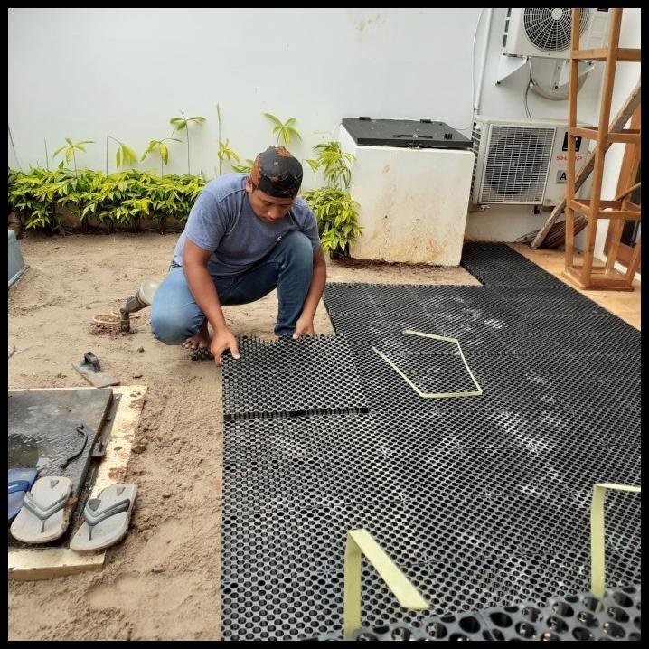 Jual Drenase Tatakan Rumput Sintetis Bebas Banjir | Shopee Indonesia
