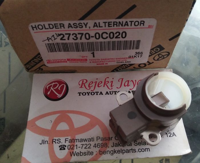 Jual Holder Carbon Brush Alternator Kijang Innova Fortuner Hilux New ...