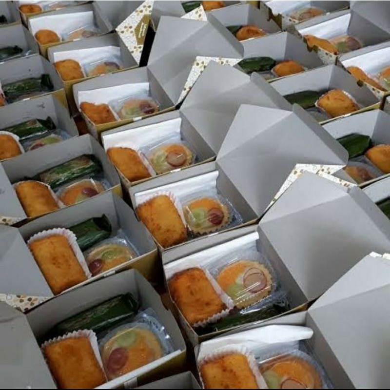 Jual Snack box jajanan pasar menerima pesanan acara hajatan sunat ulang ...