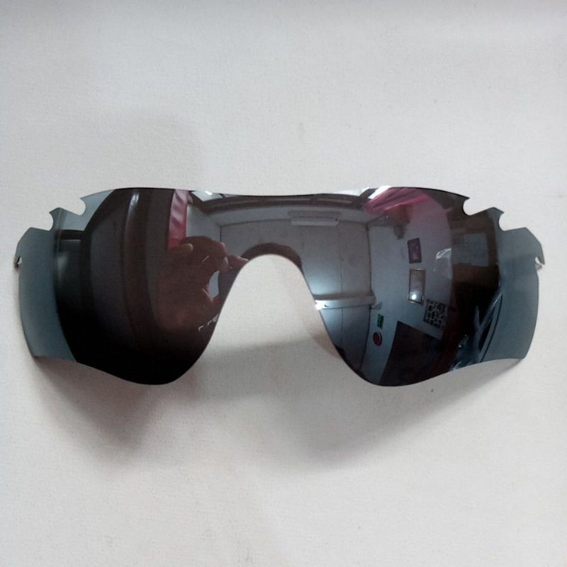 Jual Oakley Radarlock path vented silver titanium lens | Shopee Indonesia