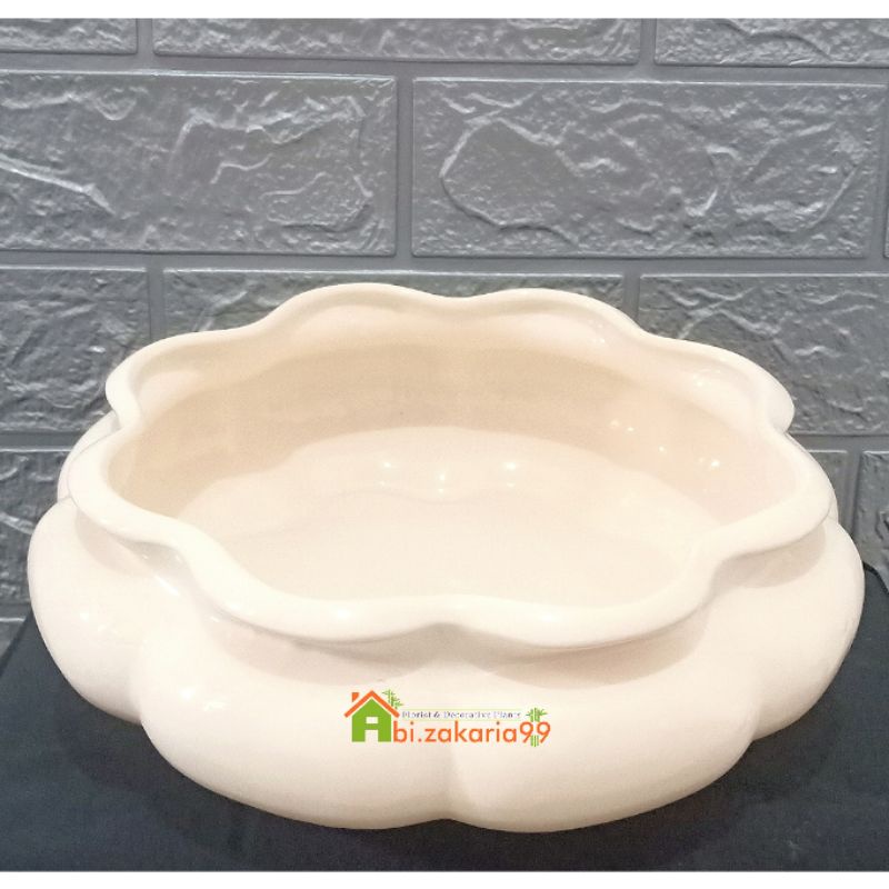 Jual VAS KERAMIK PUTIH BUNGA ARTIFICIAL MODEL CEPER LEBAR | Shopee ...