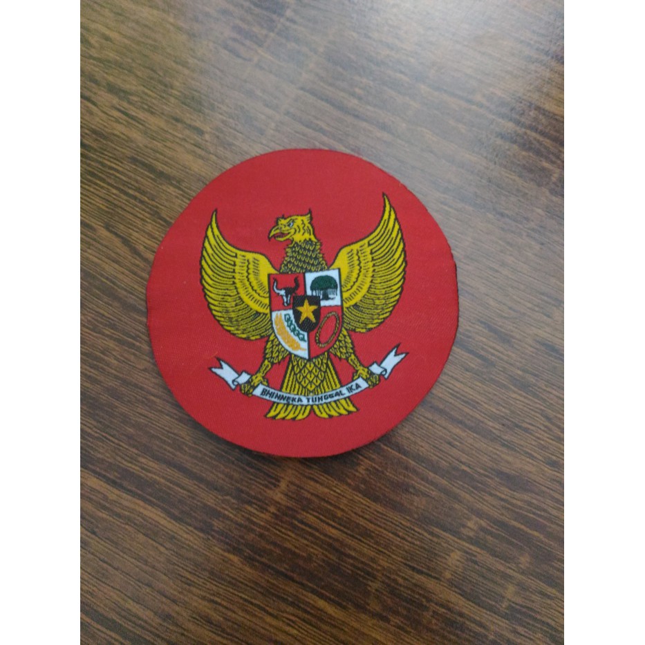 Jual Logo Patch Woven / Emblem Club Bola Garuda Merah | Shopee Indonesia