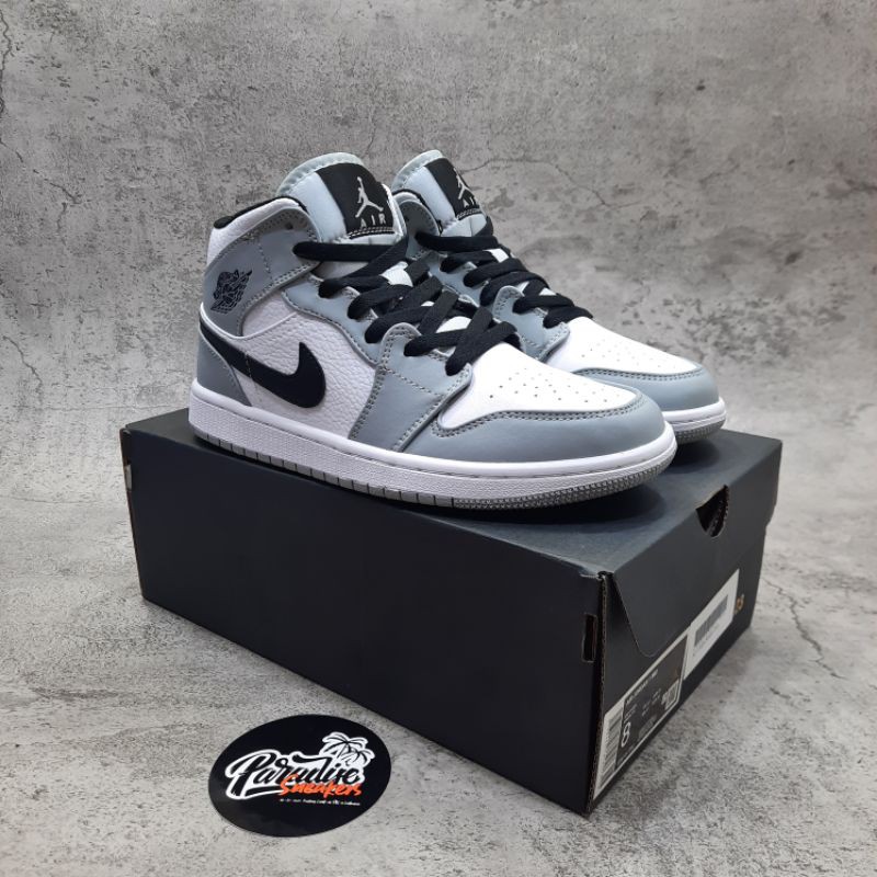 Jual Sepatu Air Jordan 1 Mid Smoke Grey | Shopee Indonesia
