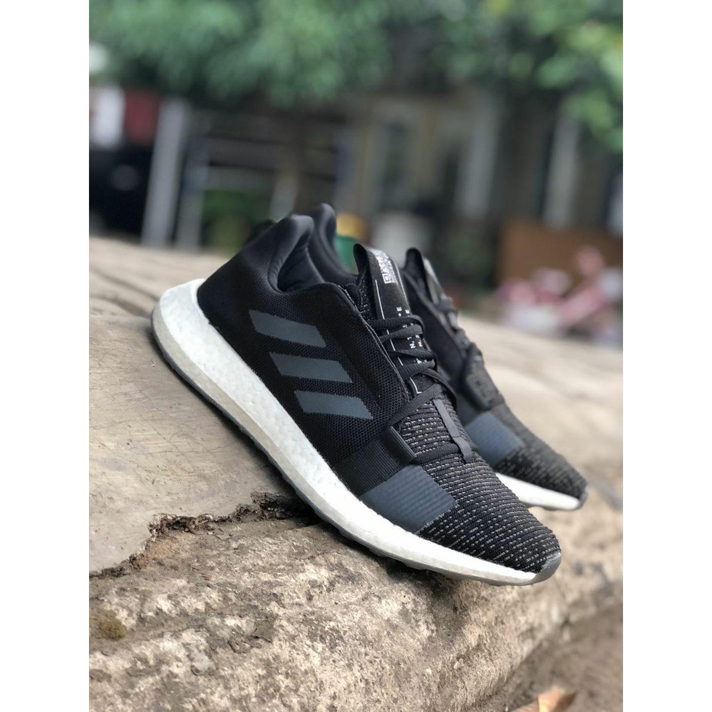 Jual Sepatu Adidas Sense Boost Go Black White - ORIGINAL | Shopee Indonesia