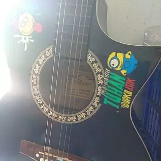 Jual Gitar Bekas Terlengkap & Harga Terbaru April 2025 | Shopee Indonesia