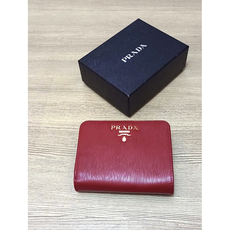 Jual Dompet Prada Vitello Move Rubino Original | Shopee Indonesia