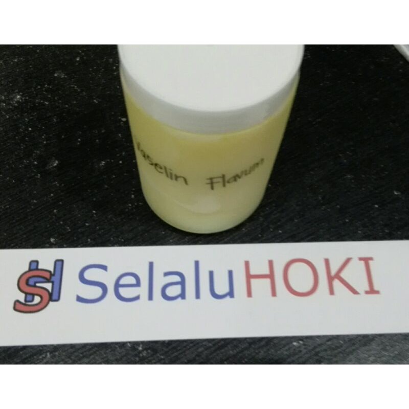 Jual Vaselin Kuning / Yellow vaselin / Vaselin flavum 1 kg | Shopee ...
