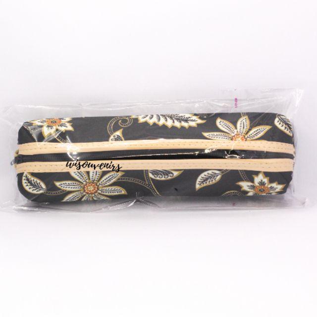 Jual Paket Hemat 50 Biji Souvenir Tempat Pensil Batik Khas Jogja 19 x 7 cm Souvenir Tempat ...