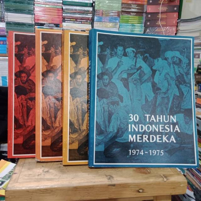 Jual 30 Tahun Indonesia Merdeka (1965 - 1973) | Shopee Indonesia