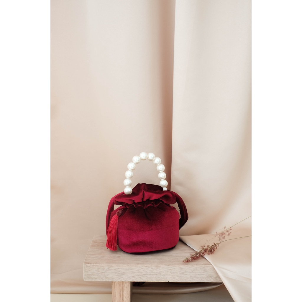 Jual DUMPLING BAG WITH TASSEL - TAS IMLEK ANAK MADEBYESME | Shopee ...