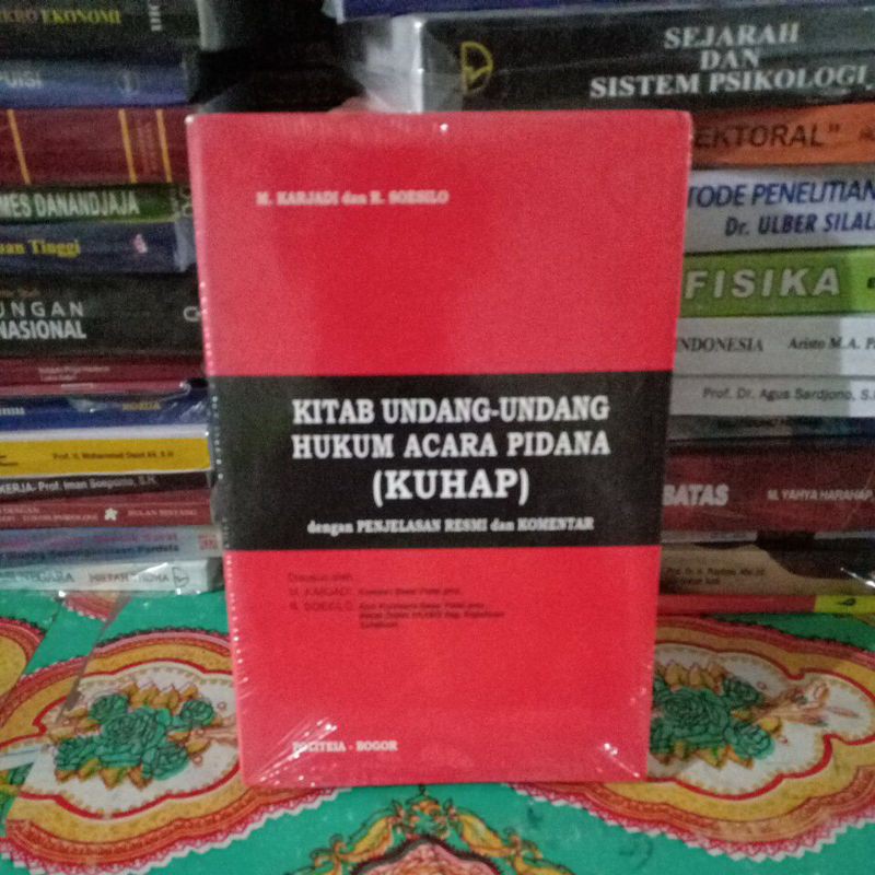 Jual KUHP DENGAN PENJELASAN RESMI DAN KOMENTAR - KARJADI DAN SOESILO ...