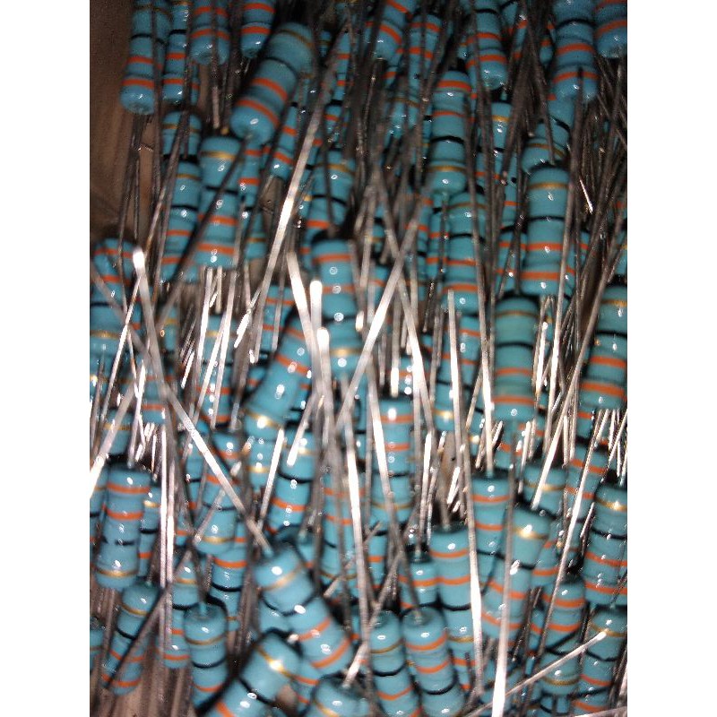 Jual RESISTOR 33 OHM SETENGAH WATT | Shopee Indonesia