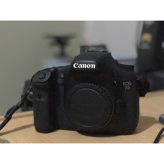Jual Kamera DSLR Canon 7D Body Only Jarang Pakai | Shopee Indonesia