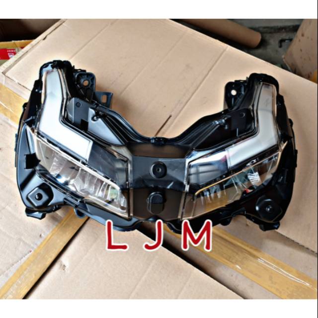 Jual Reflektor Headlamp Lampu Depan Komplit LED Honda ADV 150 / ADV 160 ...