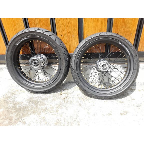 Jual BAN SUPERMOTO D-TRACKER RODA SUPERMOTO KLX BAN SUMO D-TRACKER ...