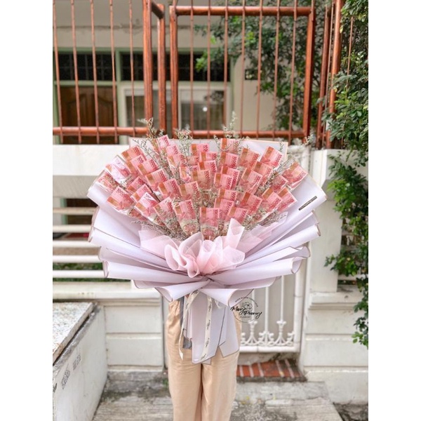 Jual MONEY BOUQUET MODEL STANDING NOMINAL BESAR - BUKET BUNGA UANG ...