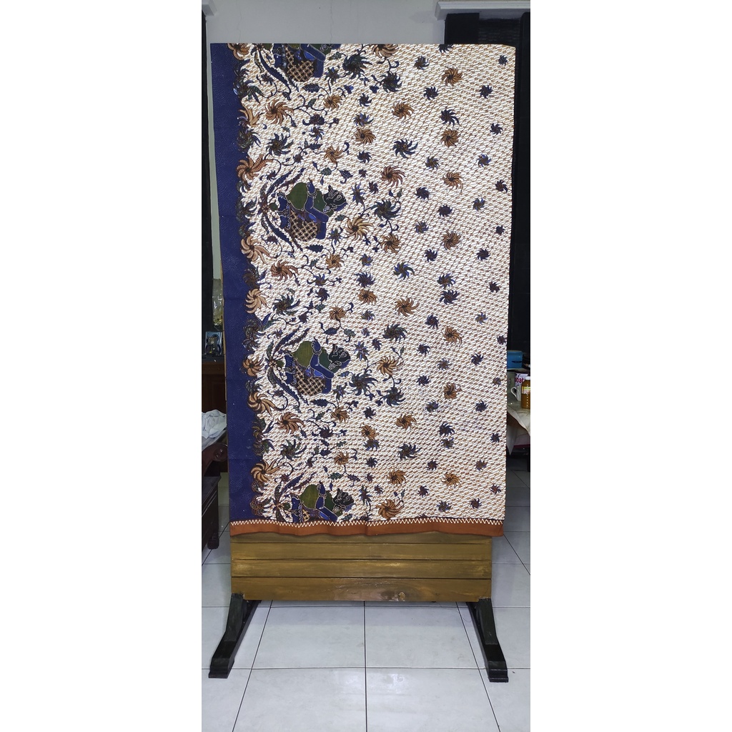 Jual Kain Batik Khas Adat Kebumen (Motif -- LATAR WAYANG BIRU ...