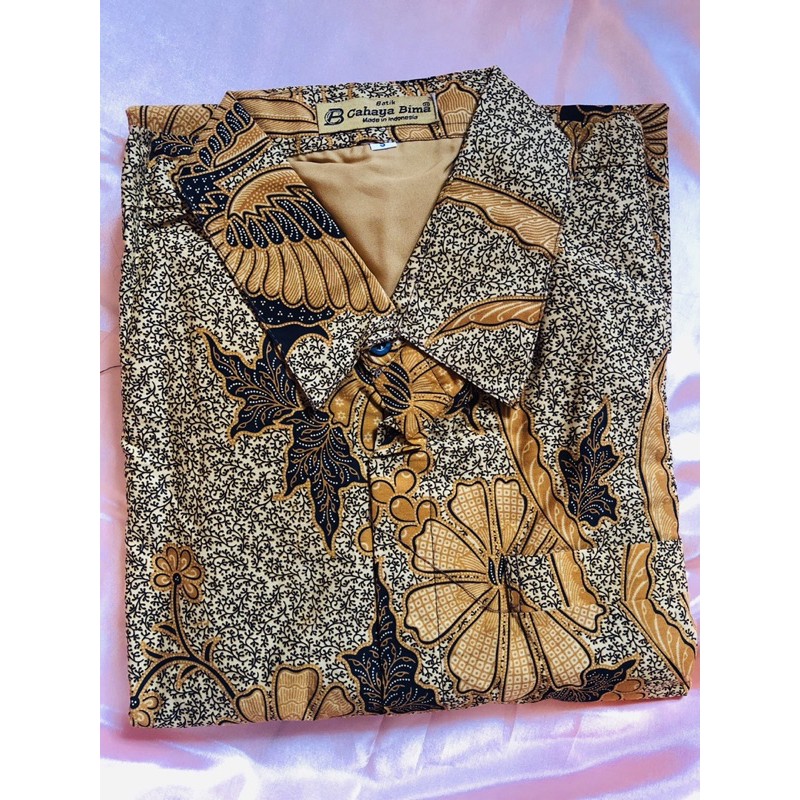 Jual baju batik cowok lengan pendek merek cahaya Bima | Shopee Indonesia