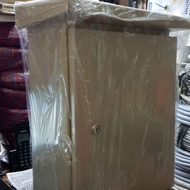 Jual Box Panel 30x40x18 Topi - Box Panel Listrik Topi 30x40x18 | Shopee ...