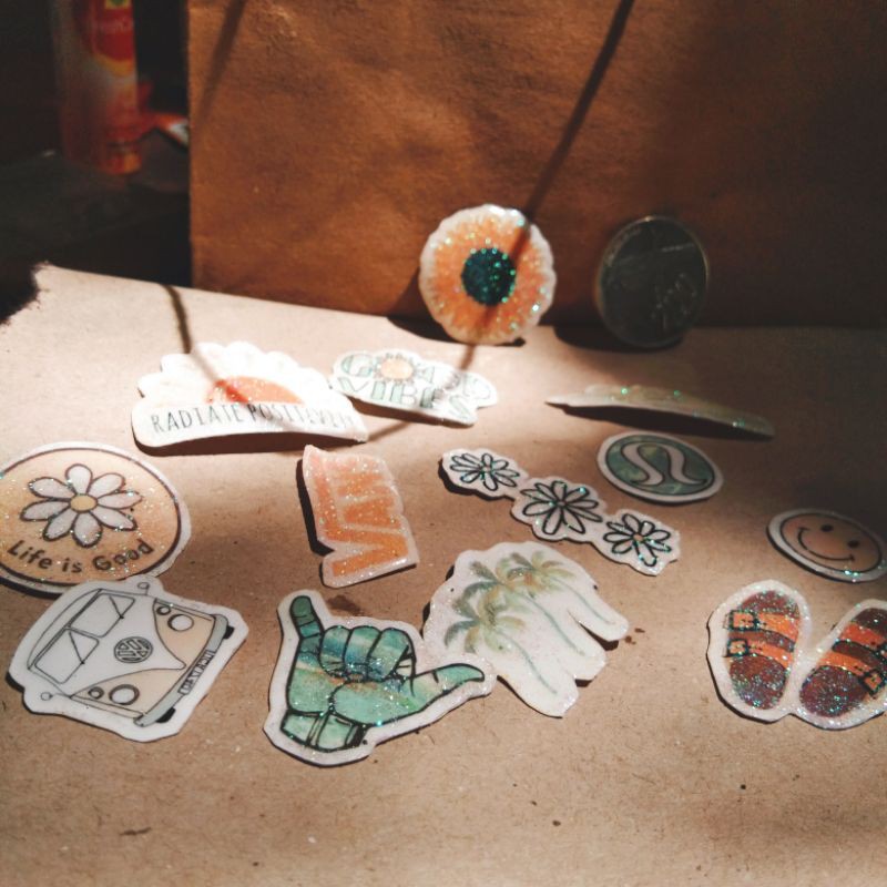 Jual STICKER + Resin + Gliter (Costum bisa) | Shopee Indonesia