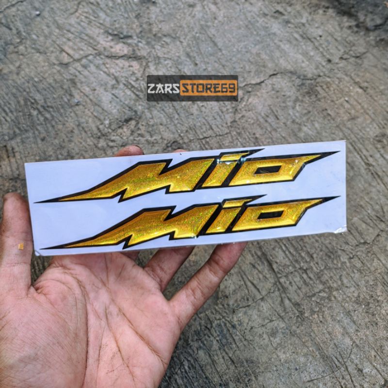 Jual stiker emblem tulisan Mio silver dan gold isi 2 - emblem mio ...