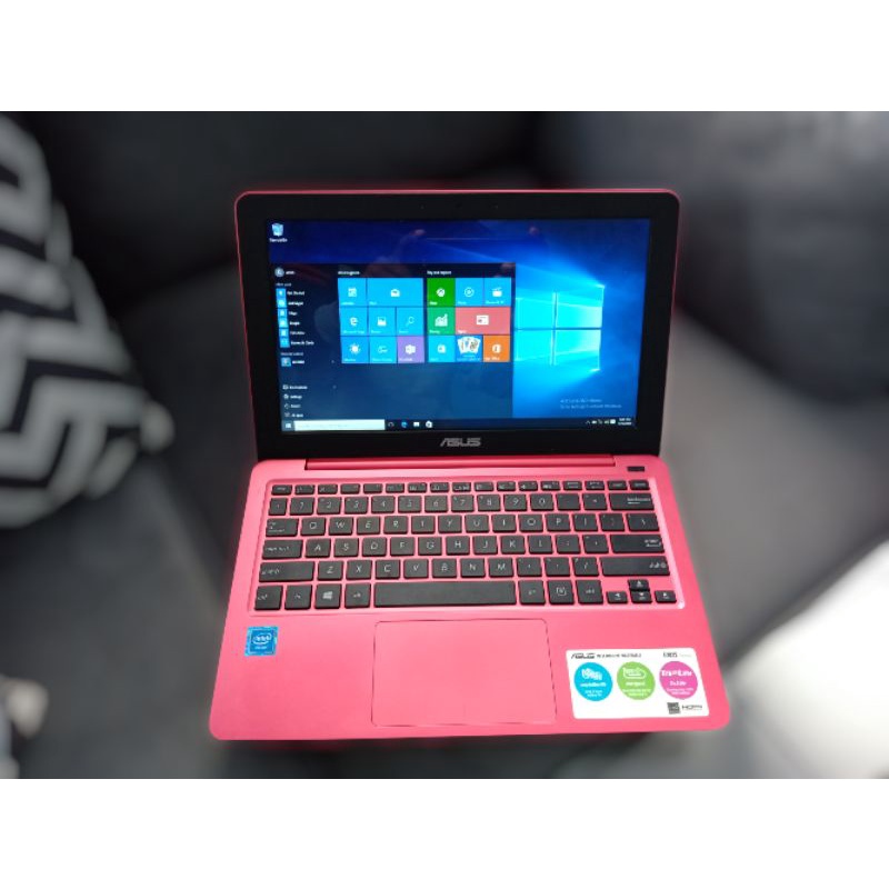 Jual Notebook Asus E202S Merah Intel N3050 SSD 128 GB | Shopee Indonesia