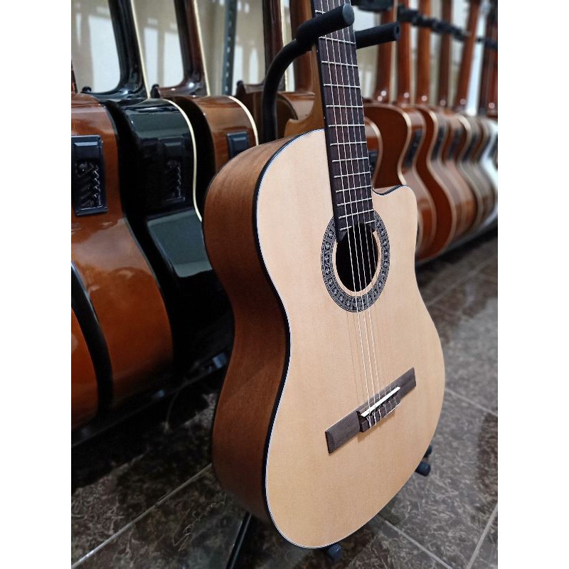 Jual Cowboy Akustik classic nylon CGC-100-NA Original free tas | Shopee Indonesia