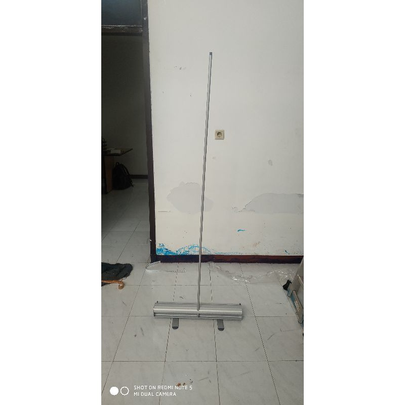 Jual STAND STAN STANDING RANGKA ROLL ROL UP BANNER BANER BENNER ...
