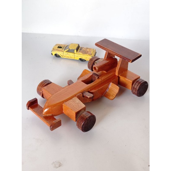 Jual TERJURAH MINIATUR KAYU MOBIL FIRMULA 1 F1 MOTOR SEPEDA KAYU ...