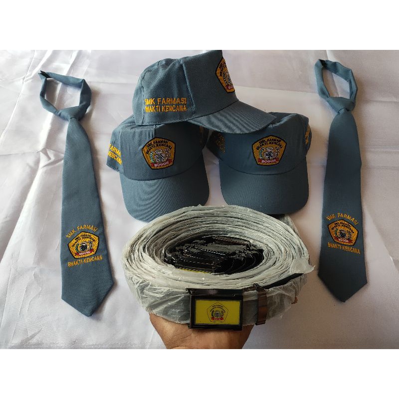 Jual Atribut sekolah dengan identitas sekolah SD SMP SMA | Shopee Indonesia