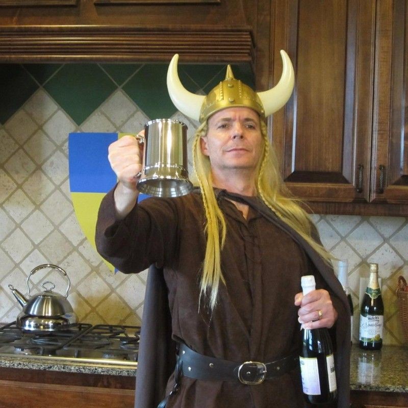 Jual Topi Viking / Topi Tanduk Viking/ Topi Helm Viking | Shopee Indonesia