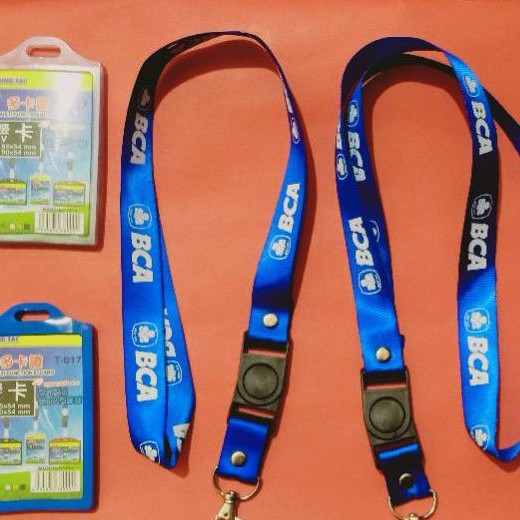 Jual Bank BCA Lanyard Tali Gantungan ID Card-Holder NameTag Berlogo ...