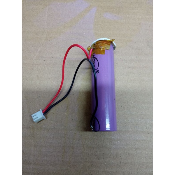 Jual baterai litium 18650 3,7volt dan charger micro USB BMS 1s | Shopee ...