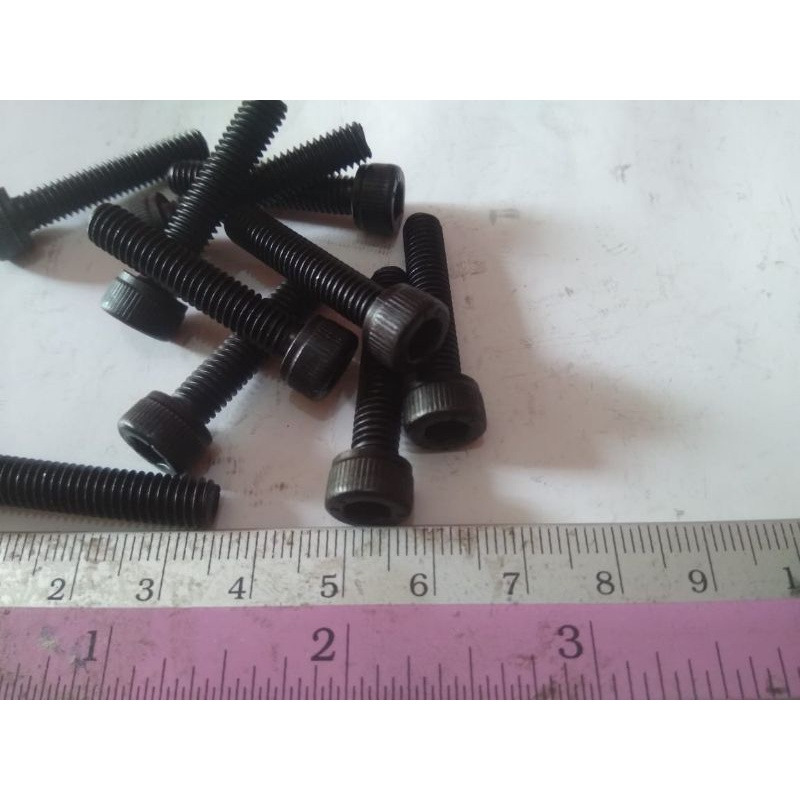 Jual Baut L Baja Hitam diameter m6 x 35 atau Baut 10 panjang 3.5cm | Shopee Indonesia