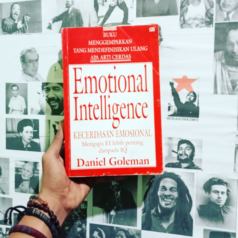 Jual Kecerdasan Emosional by Daniel Goleman - Gramedia Pustaka Utama ...