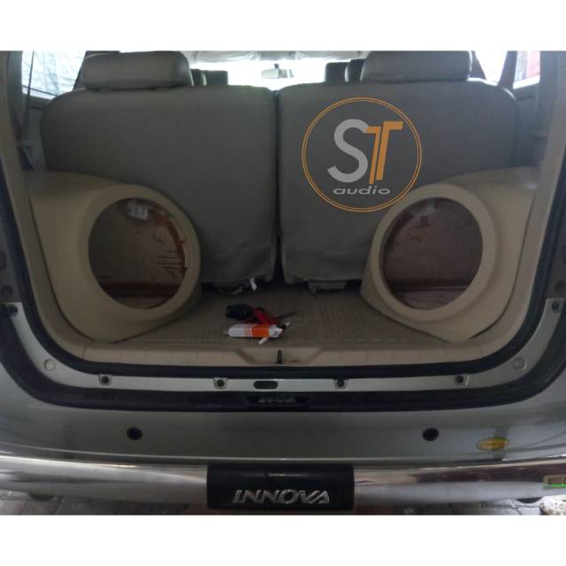 Jual Box sudut subwoofer 12" innova | Shopee Indonesia