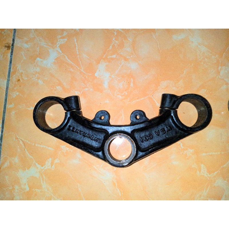 Jual Segitiga Bawah Bajaj Pulsar 180 220 Ug4 Original | Shopee Indonesia