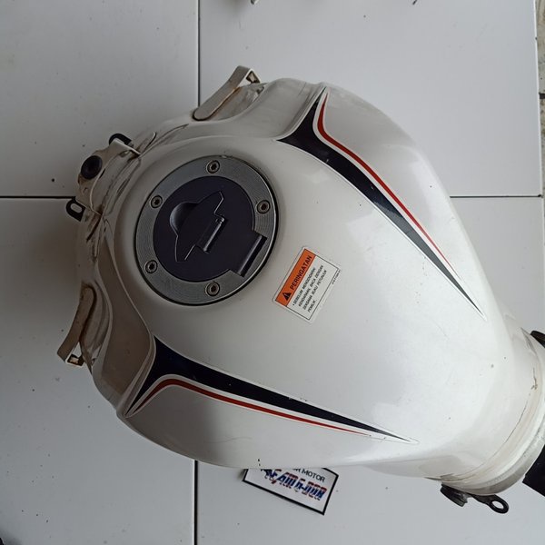 Jual tangki tengki tank tanki tenk bensin ori original yamaha vixion ...