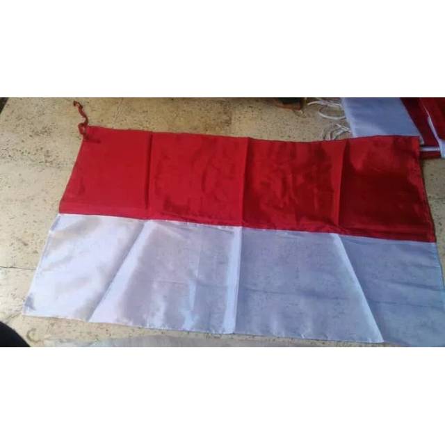Jual Bendera Merah Putih Ukuran 90 x 60 (UKURAN KECIL) | Shopee Indonesia