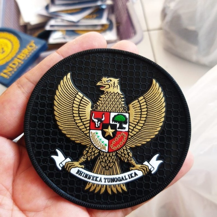 Jual rg0g51h Patch Logo Timnas Indonesia Rubber Pvc Logo Bola Garuda ...