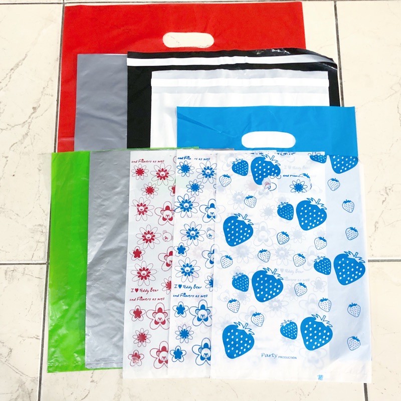 Jual plastik packing SAMPLE 1 LEMBAR 20x30 30x40 35x45 silver dan warna ...