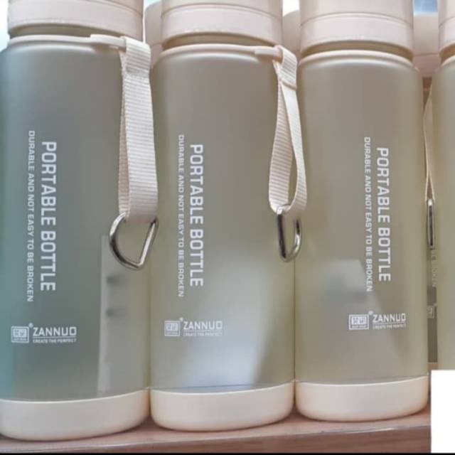 Jual Tempat minum botol portable ukuran 690 ML merk Zannuo | Shopee ...