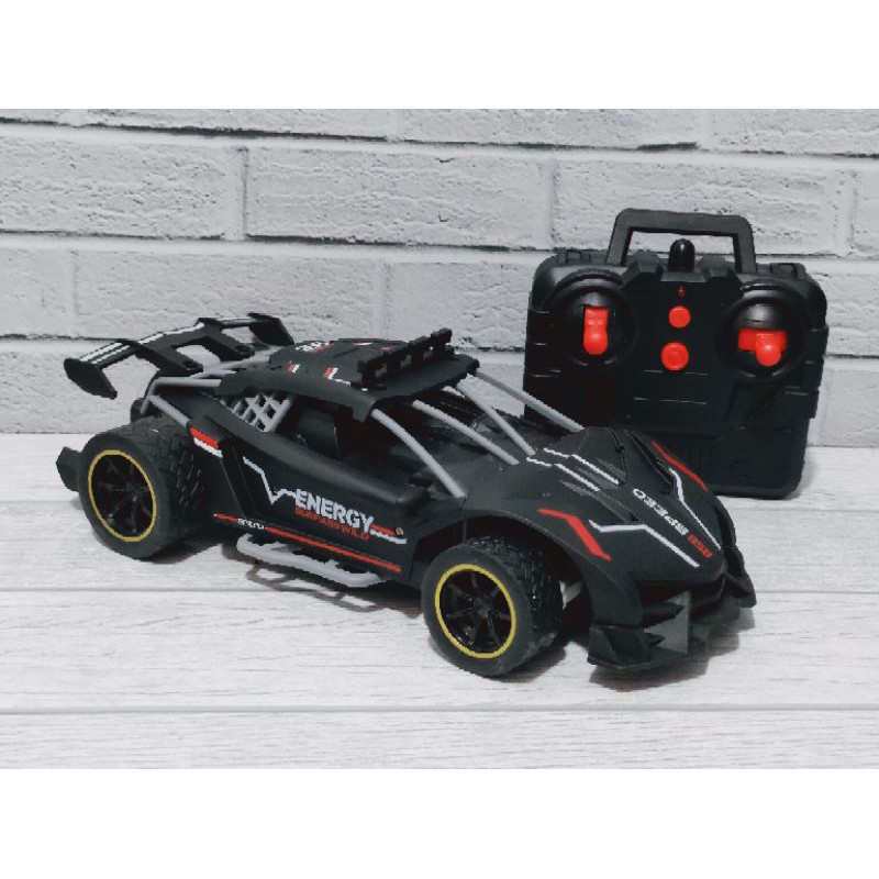 Jual mainan mobil remote control spray Runner 2,4ghz mobil RC keluar ...