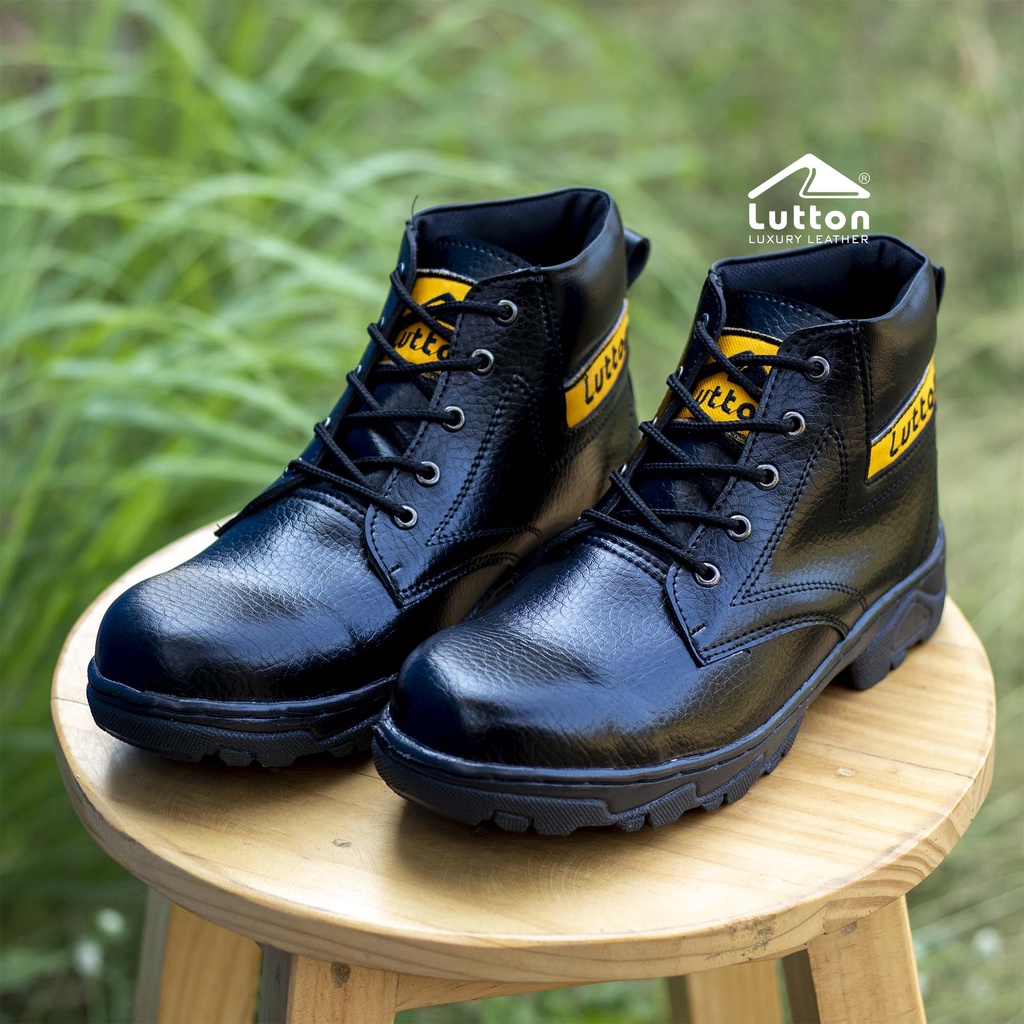 Jual Sepatu Safety Ujung Besi Original Boots Casual Proyek Kerja ...