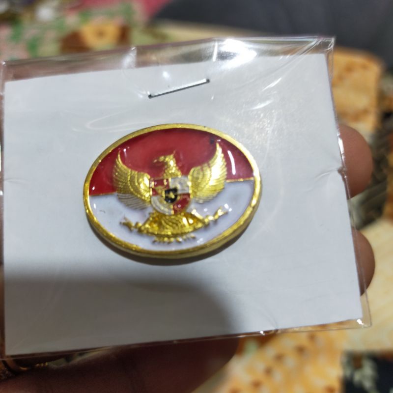 Jual pin Garuda merah putih tebal | Shopee Indonesia
